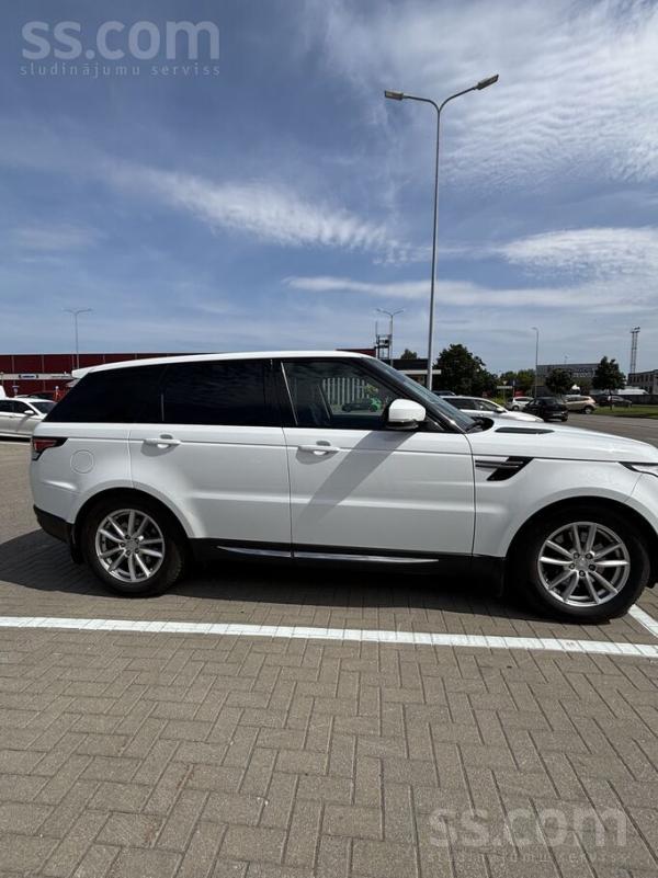 White Land Rover Range Rover Sport 2017 in Riga, with an engine capacity of 3.00 L and mileage of 86 thousand km for 22000 €, photo 3 on AUTOMOTO.COM.LV
