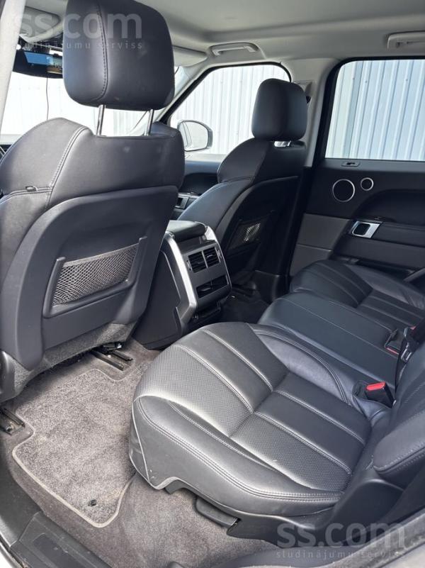 White Land Rover Range Rover Sport 2017 in Riga, with an engine capacity of 3.00 L and mileage of 86 thousand km for 22000 €, photo 7 on AUTOMOTO.COM.LV