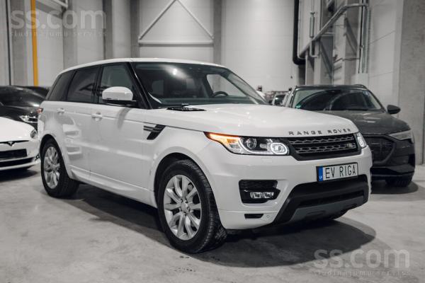 White Land Rover Range Rover Sport 2017 in Riga, with an engine capacity of 3.00 L and mileage of 168 thousand km for 17990 €, photo 1 on AUTOMOTO.COM.LV