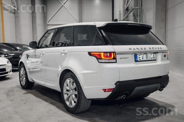 White Land Rover Range Rover Sport 2017 in Riga, with an engine capacity of 3.00 L and mileage of 168 thousand km for 17990 €, photo 4 on AUTOMOTO.COM.LV
