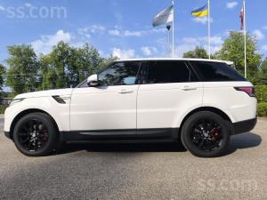 White Land Rover Range Rover Sport 2017 in Valmiera, with an engine capacity of 3.00 L and mileage of 117 thousand km for 19999 €, photo 3 on AUTOMOTO.COM.LV