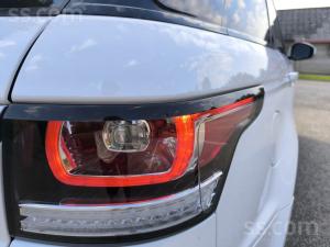 White Land Rover Range Rover Sport 2017 in Valmiera, with an engine capacity of 3.00 L and mileage of 117 thousand km for 19999 €, photo 5 on AUTOMOTO.COM.LV