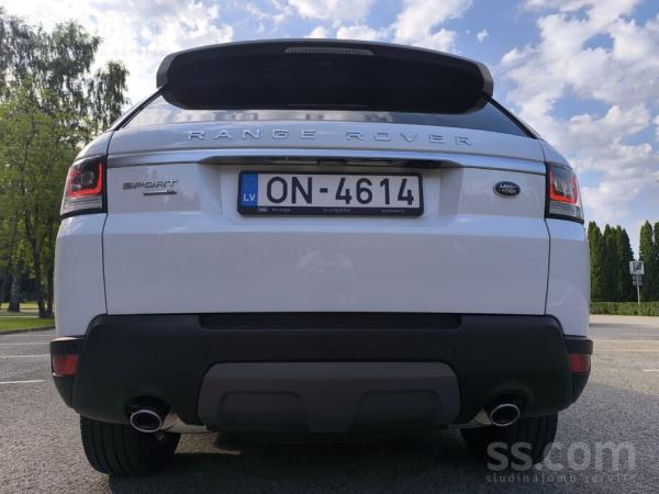 White Land Rover Range Rover Sport 2017 in Valmiera, with an engine capacity of 3.00 L and mileage of 117 thousand km for 19999 €, photo 6 on AUTOMOTO.COM.LV