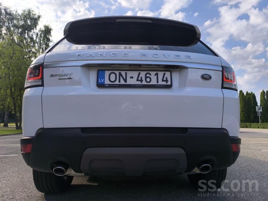 White Land Rover Range Rover Sport 2017 in Valmiera, with an engine capacity of 3.00 L and mileage of 117 thousand km for 19999 €, photo 6 on AUTOMOTO.COM.LV