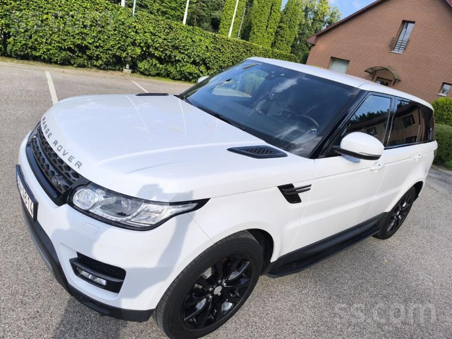 White Land Rover Range Rover Sport 2017 in Valmiera, with an engine capacity of 3.00 L and mileage of 117 thousand km for 19999 €, photo 9 on AUTOMOTO.COM.LV