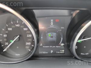 White Land Rover Range Rover Sport 2017 in Valmiera, with an engine capacity of 3.00 L and mileage of 117 thousand km for 19999 €, photo 21 on AUTOMOTO.COM.LV