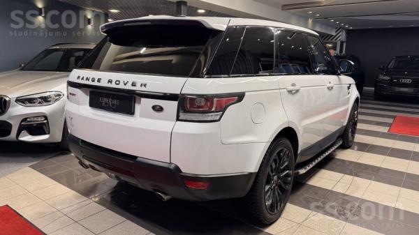 White Land Rover Range Rover Sport 2018 in Riga, with an engine capacity of 3.00 L and mileage of 127 thousand km for 27990 €, photo 5 on AUTOMOTO.COM.LV