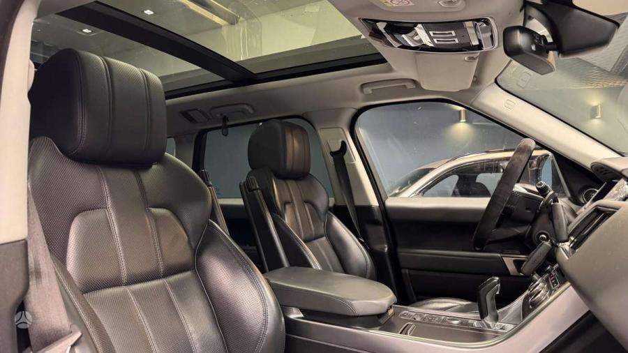 Balts Land Rover Range Rover Sport 2018 Rīga, ar dzinēja tilpumu 3.00 L un nobraukumu 136 tūkst. km par 25990 €, foto 12 vietnē AUTOMOTO.COM.LV