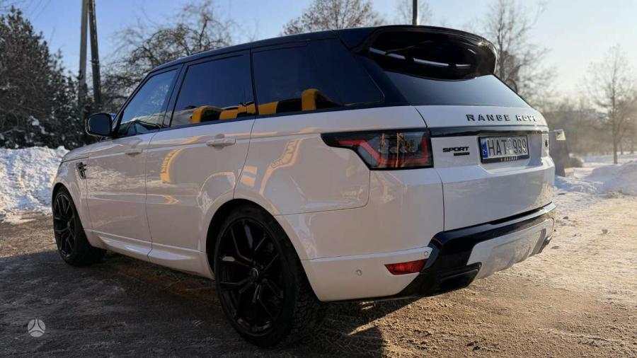 Balts Land Rover Range Rover Sport 2019 Kauņa, ar dzinēja tilpumu 2.99 L un nobraukumu 122 tūkst. km par 32300 €, foto 2 vietnē AUTOMOTO.COM.LV