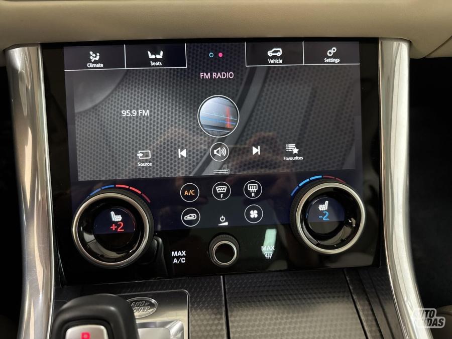 Balts Land Rover Range Rover Sport 2019 Viļņa, ar dzinēja tilpumu 2.00 L un nobraukumu 102 tūkst. km par 38000 €, foto 20 vietnē AUTOMOTO.COM.LV