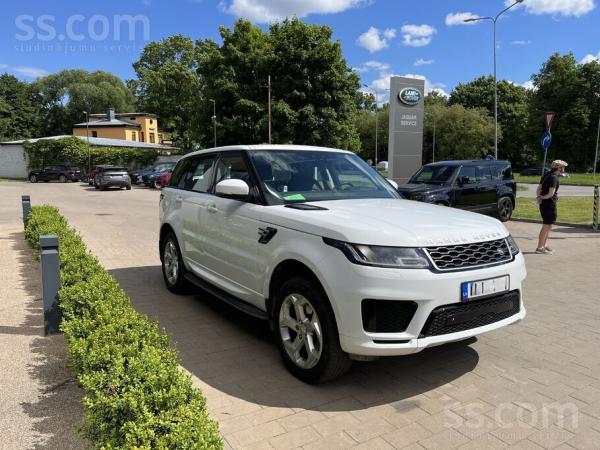 White Land Rover Range Rover Sport 2020 in Riga, with an engine capacity of 3.00 L and mileage of 67 thousand km for 27900 €, photo 3 on AUTOMOTO.COM.LV