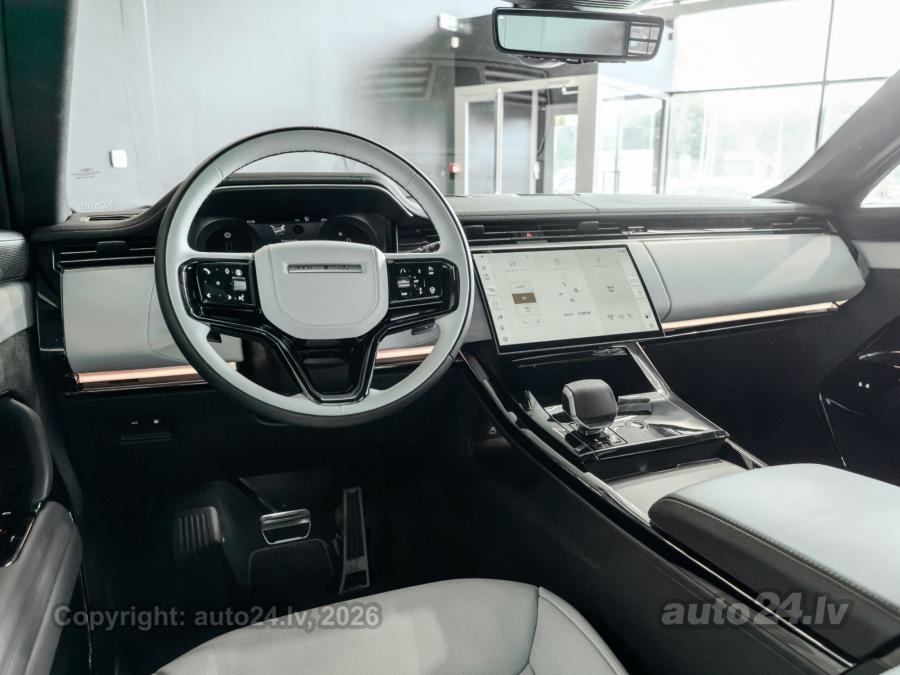 Balts Land Rover Range Rover Sport 2025 Tallina, ar dzinēja tilpumu 3.00 L un nobraukumu 24 tūkst. km par 116900 €, foto 14 vietnē AUTOMOTO.COM.LV