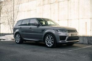 Yellow Land Rover Range Rover Sport 2021 in Vilnius, with an engine capacity of 3.00 L and mileage of 124 thousand km for 36500 €, photo  on AUTOMOTO.COM.LV