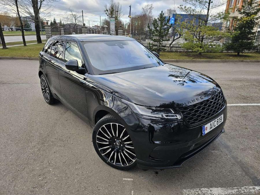 Melns Land Rover Range Rover Velar 2017 Kauņa, ar dzinēja tilpumu 2.00 L un nobraukumu 270 tūkst. km par 22000 €, foto 1 vietnē AUTOMOTO.COM.LV