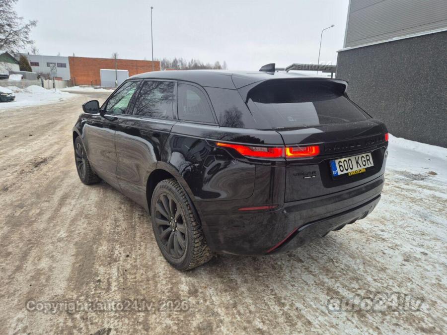 Black Land Rover Range Rover Velar 2017 in Parnu, with an engine capacity of 2.00 L and mileage of 106 thousand km for 30900 €, photo 6 on AUTOMOTO.COM.LV