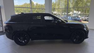 Black Land Rover Range Rover Velar 2017 in Marijampole, with an engine capacity of 2.99 L and mileage of 152 thousand km for 24999 €, photo 8 on AUTOMOTO.COM.LV
