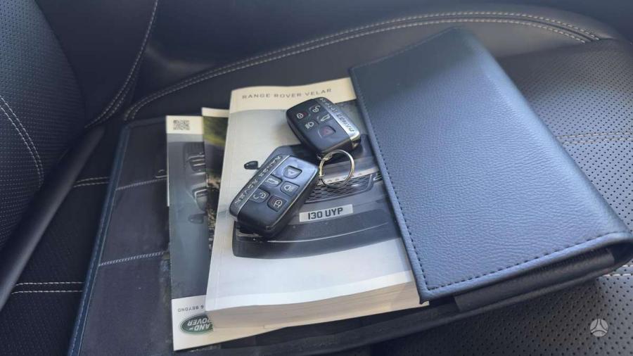 Black Land Rover Range Rover Velar 2017 in Marijampole, with an engine capacity of 2.99 L and mileage of 152 thousand km for 24999 €, photo 29 on AUTOMOTO.COM.LV