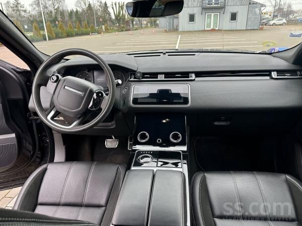 Black Land Rover Range Rover Velar 2017 in Riga, with an engine capacity of 2.00 L and mileage of 120 thousand km for 23900 €, photo 10 on AUTOMOTO.COM.LV