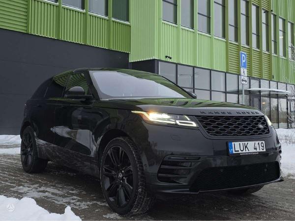 Black Land Rover Range Rover Velar 2018 in Vilnius, with an engine capacity of 2.00 L and mileage of 155 thousand km for 23500 €, photo 1 on AUTOMOTO.COM.LV