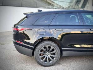 Black Land Rover Range Rover Velar 2018 in Riga, with an engine capacity of 2.99 L and mileage of 90 thousand km for 30500 €, photo 6 on AUTOMOTO.COM.LV