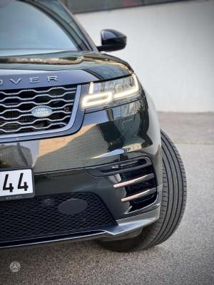 Black Land Rover Range Rover Velar 2018 in Riga, with an engine capacity of 2.99 L and mileage of 90 thousand km for 30500 €, photo 10 on AUTOMOTO.COM.LV