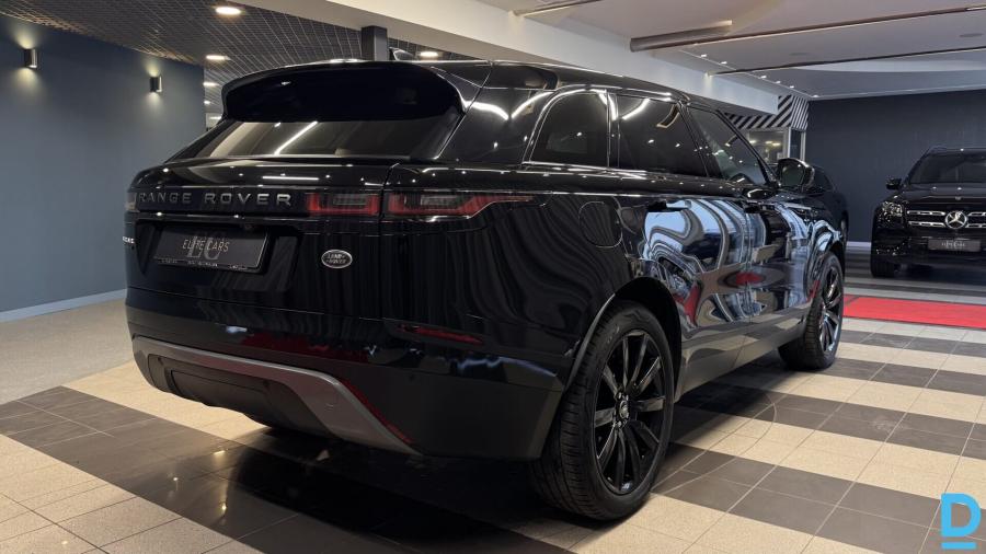 Melns Land Rover Range Rover Velar 2018 Mārupe, ar dzinēja tilpumu 2.00 L un nobraukumu 196 tūkst. km par 22990 €, foto 4 vietnē AUTOMOTO.COM.LV