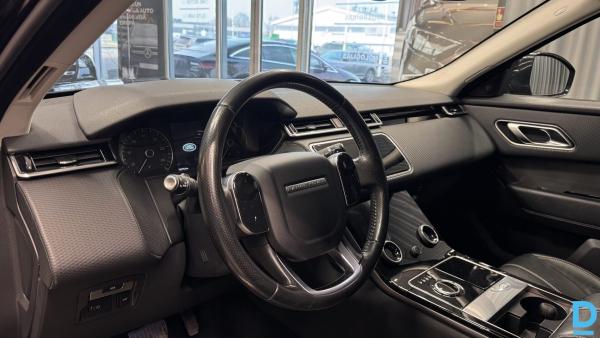 Black Land Rover Range Rover Velar 2018 in Marupe, with an engine capacity of 2.00 L and mileage of 196 thousand km for 22990 €, photo 6 on AUTOMOTO.COM.LV
