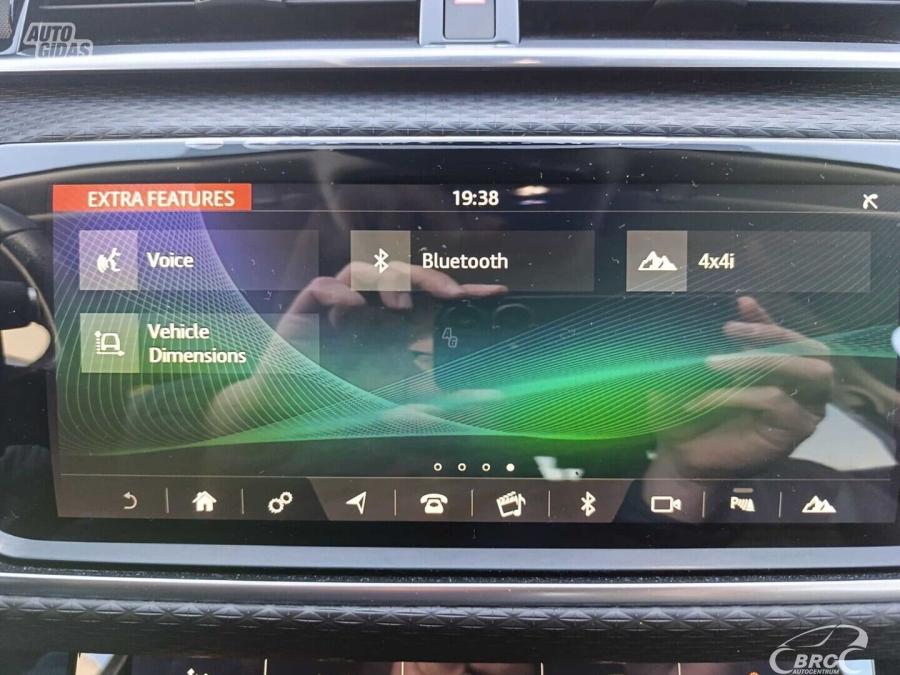 Черный Ленд Ровер Рендж Ровер Велар 2018 в Авиженяй, объемом двигателя 2.00 л и пробегом 192 тыс. км за 18900 €, фото 29 на AUTOMOTO.COM.LV