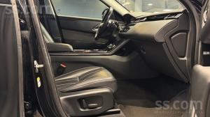 Melns Land Rover Range Rover Velar 2018 Rīga, ar dzinēja tilpumu 2.00 L un nobraukumu 196 tūkst. km par 22990 €, foto 12 vietnē AUTOMOTO.COM.LV