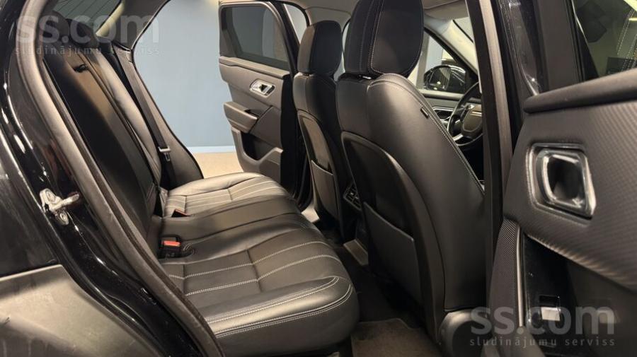 Melns Land Rover Range Rover Velar 2018 Rīga, ar dzinēja tilpumu 2.00 L un nobraukumu 196 tūkst. km par 22990 €, foto 14 vietnē AUTOMOTO.COM.LV