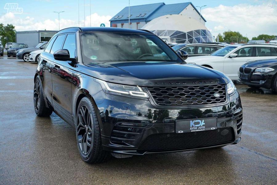 Melns Land Rover Range Rover Velar 2018 Marijampole, ar dzinēja tilpumu 3.00 L un nobraukumu 150 tūkst. km par 28450 €, foto 3 vietnē AUTOMOTO.COM.LV