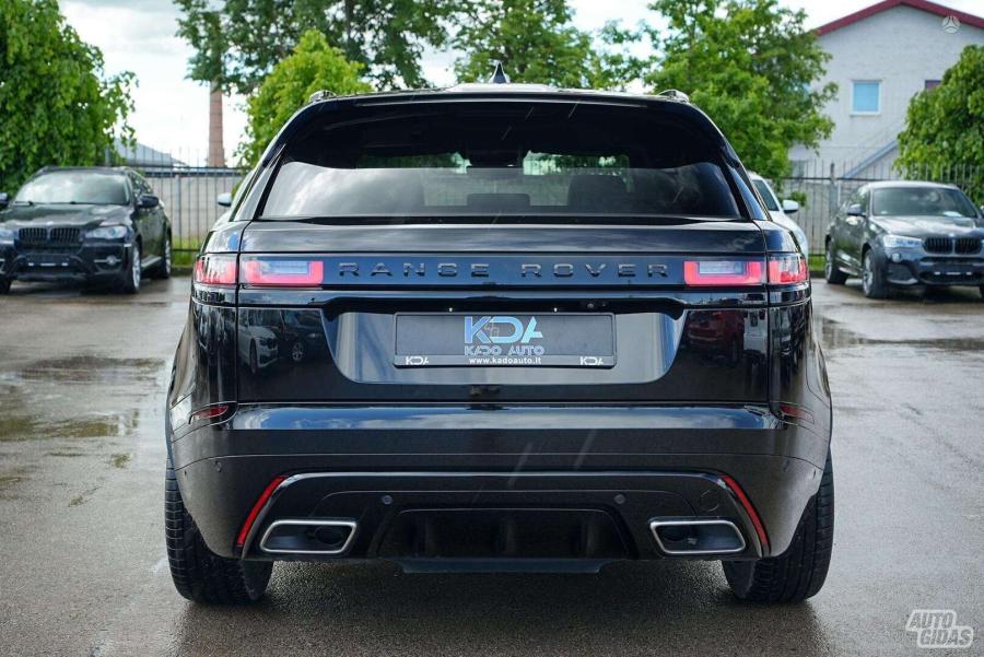 Melns Land Rover Range Rover Velar 2018 Marijampole, ar dzinēja tilpumu 3.00 L un nobraukumu 150 tūkst. km par 28450 €, foto 11 vietnē AUTOMOTO.COM.LV