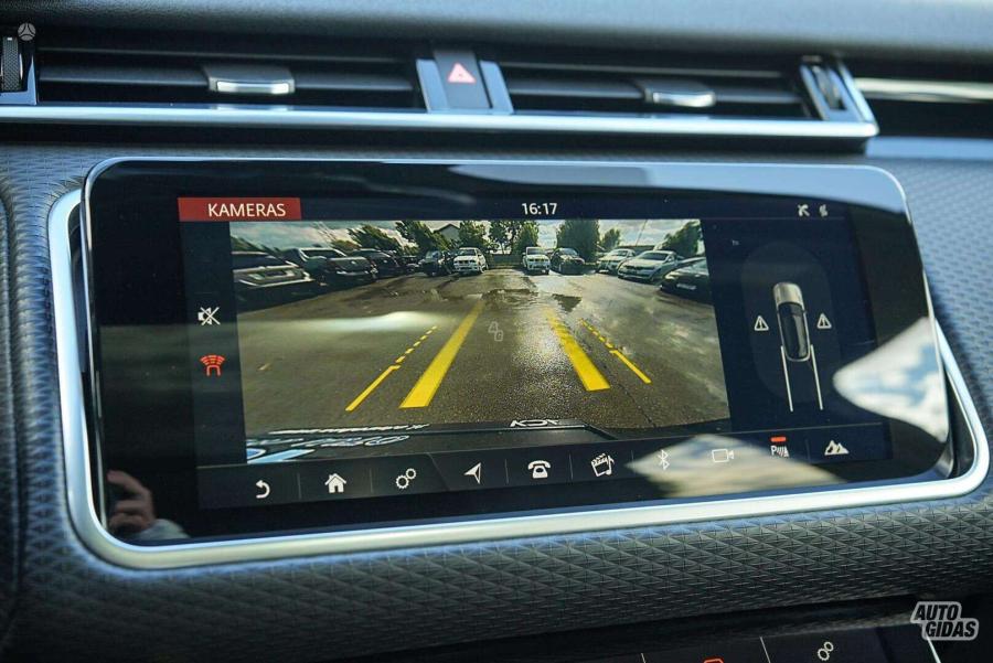 Melns Land Rover Range Rover Velar 2018 Marijampole, ar dzinēja tilpumu 3.00 L un nobraukumu 150 tūkst. km par 28450 €, foto 20 vietnē AUTOMOTO.COM.LV