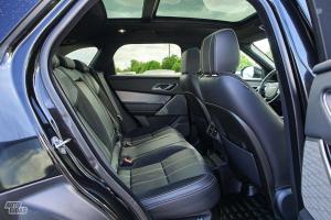 Melns Land Rover Range Rover Velar 2018 Marijampole, ar dzinēja tilpumu 3.00 L un nobraukumu 150 tūkst. km par 28450 €, foto 35 vietnē AUTOMOTO.COM.LV