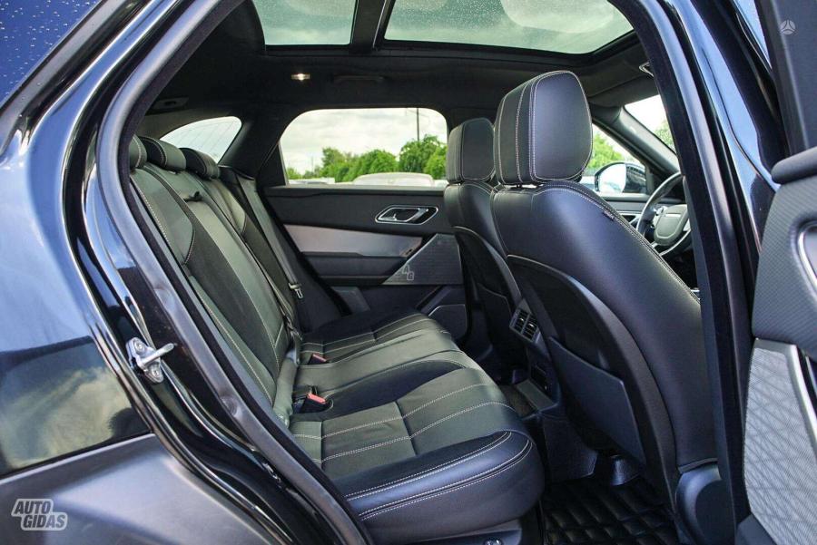 Melns Land Rover Range Rover Velar 2018 Marijampole, ar dzinēja tilpumu 3.00 L un nobraukumu 150 tūkst. km par 28450 €, foto 35 vietnē AUTOMOTO.COM.LV