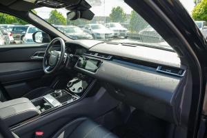 Melns Land Rover Range Rover Velar 2018 Marijampole, ar dzinēja tilpumu 3.00 L un nobraukumu 150 tūkst. km par 28450 €, foto 37 vietnē AUTOMOTO.COM.LV