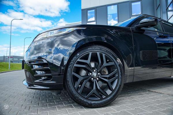 Melns Land Rover Range Rover Velar 2018 Kauņa, ar dzinēja tilpumu 2.99 L un nobraukumu 150 tūkst. km par 27950 €, foto 6 vietnē AUTOMOTO.COM.LV