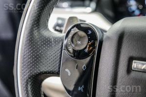 Black Land Rover Range Rover Velar 2018 in Riga, with an engine capacity of 2.00 L and mileage of 192 thousand km for 23890 €, photo 16 on AUTOMOTO.COM.LV