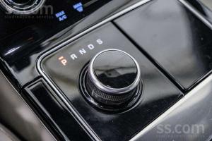 Black Land Rover Range Rover Velar 2018 in Riga, with an engine capacity of 2.00 L and mileage of 192 thousand km for 23890 €, photo 20 on AUTOMOTO.COM.LV