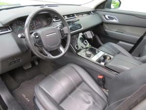 Black Land Rover Range Rover Velar 2018 in Riga, with an engine capacity of 2.00 L and mileage of 180 thousand km for 15900 €, photo 15 on AUTOMOTO.COM.LV