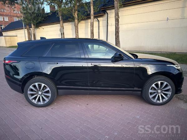 Black Land Rover Range Rover Velar 2018 in Liepaja, with an engine capacity of 2.00 L and mileage of 112 thousand km for 28500 €, photo 9 on AUTOMOTO.COM.LV