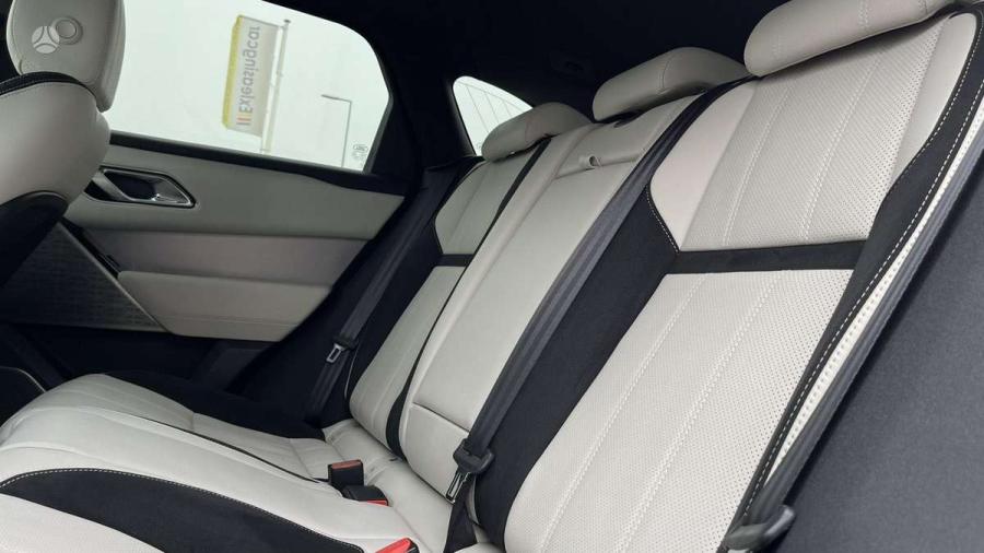 Melns Land Rover Range Rover Velar 2018 Marijampole, ar dzinēja tilpumu 2.00 L un nobraukumu 152 tūkst. km par 22290 €, foto 43 vietnē AUTOMOTO.COM.LV
