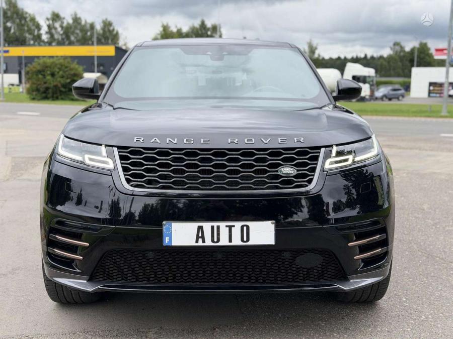 Melns Land Rover Range Rover Velar 2018 Tauragė, ar dzinēja tilpumu 2.00 L un nobraukumu 60 tūkst. km par 24999 €, foto 3 vietnē AUTOMOTO.COM.LV