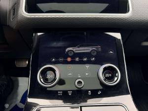 Melns Land Rover Range Rover Velar 2018 Tauragė, ar dzinēja tilpumu 2.00 L un nobraukumu 60 tūkst. km par 24999 €, foto 31 vietnē AUTOMOTO.COM.LV