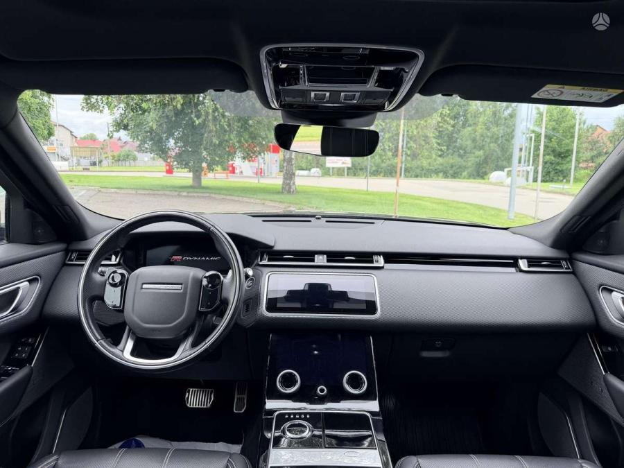 Melns Land Rover Range Rover Velar 2018 Tauragė, ar dzinēja tilpumu 2.00 L un nobraukumu 60 tūkst. km par 24999 €, foto 33 vietnē AUTOMOTO.COM.LV
