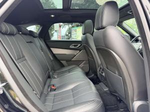 Melns Land Rover Range Rover Velar 2018 Tauragė, ar dzinēja tilpumu 2.00 L un nobraukumu 60 tūkst. km par 24999 €, foto 35 vietnē AUTOMOTO.COM.LV