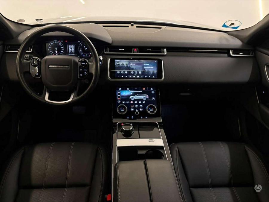 Melns Land Rover Range Rover Velar 2018 Marijampole, ar dzinēja tilpumu 2.99 L un nobraukumu 162 tūkst. km par 23999 €, foto 18 vietnē AUTOMOTO.COM.LV