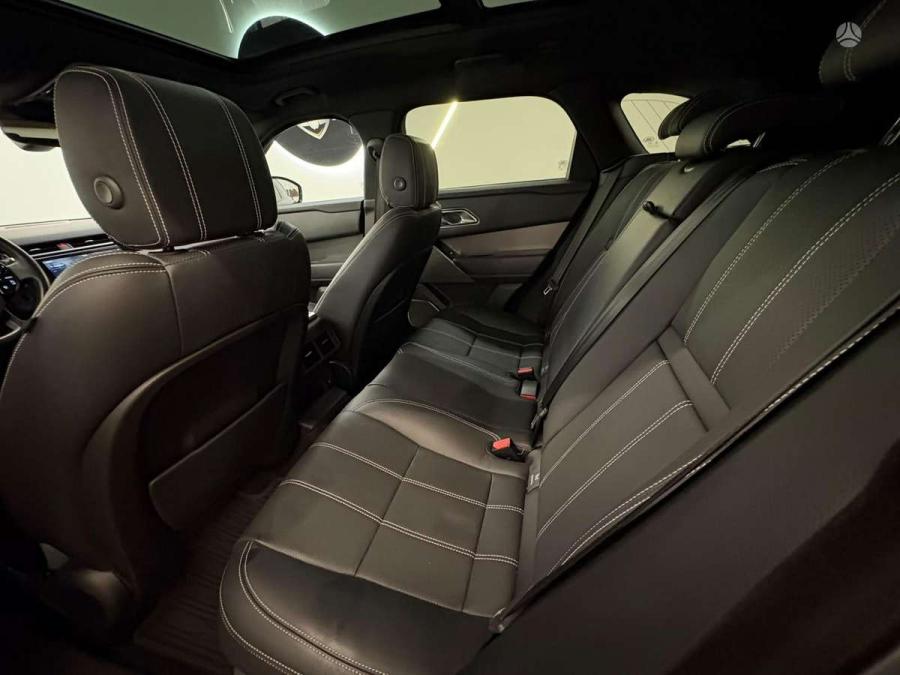 Melns Land Rover Range Rover Velar 2018 Marijampole, ar dzinēja tilpumu 2.99 L un nobraukumu 162 tūkst. km par 23999 €, foto 20 vietnē AUTOMOTO.COM.LV