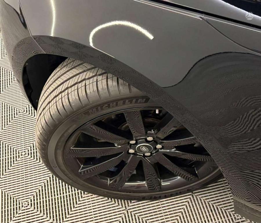 Melns Land Rover Range Rover Velar 2018 Marijampole, ar dzinēja tilpumu 2.99 L un nobraukumu 162 tūkst. km par 23999 €, foto 22 vietnē AUTOMOTO.COM.LV