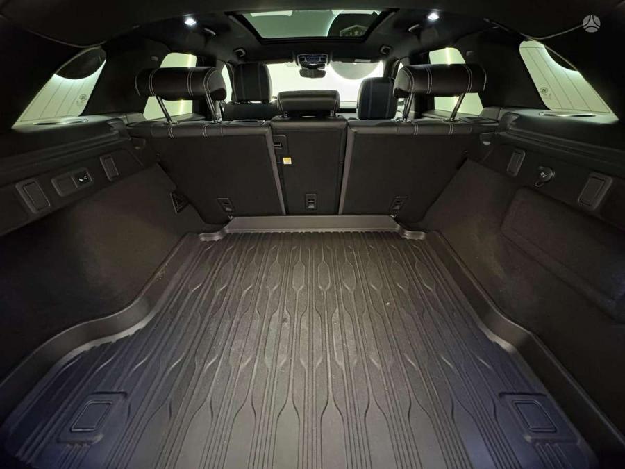 Melns Land Rover Range Rover Velar 2018 Marijampole, ar dzinēja tilpumu 2.99 L un nobraukumu 162 tūkst. km par 23999 €, foto 30 vietnē AUTOMOTO.COM.LV